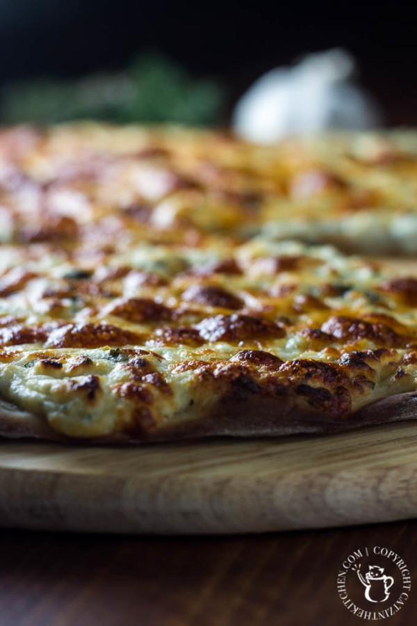 Garlic Three Cheese Pizza - Catz in the Kitchen