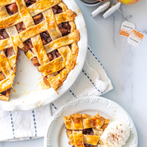 Chai Apple Pie - Catz in the Kitchen