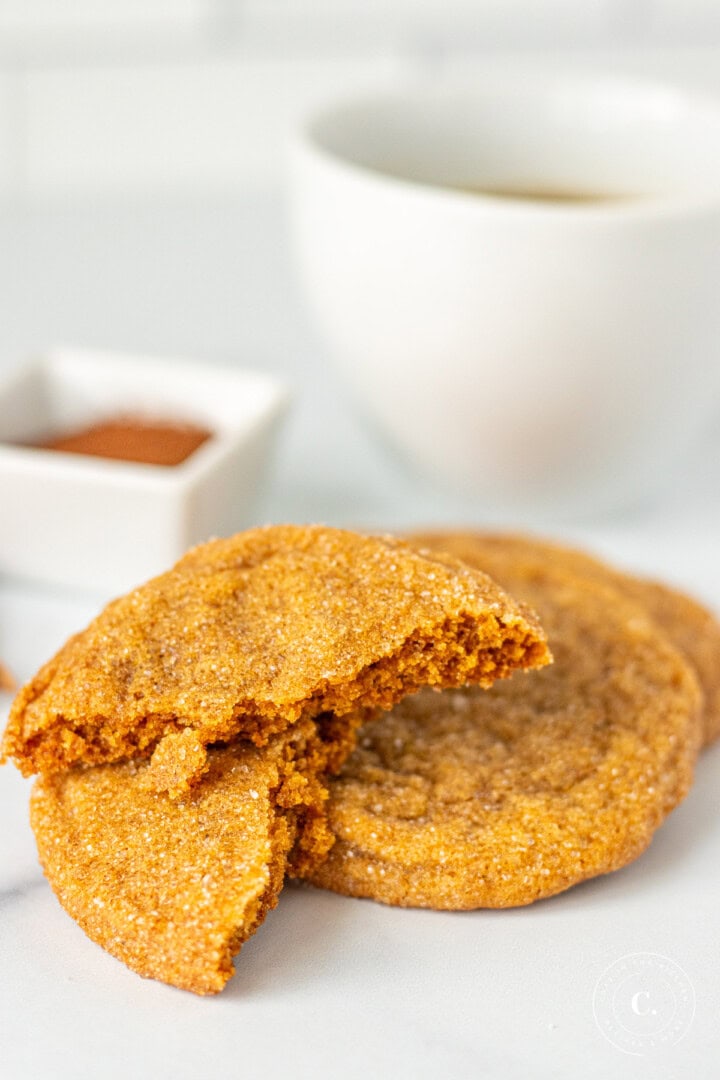 Molasses Cookies - Catz in the Kitchen